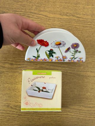 Porta tovaglioli e posa cenere