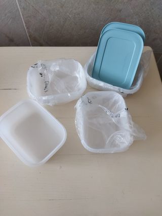 Contenitori Taperware
