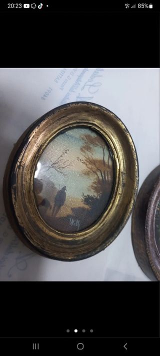 Quadro ovale dipinto a mano