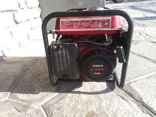 Generatore di corrente a benzina
