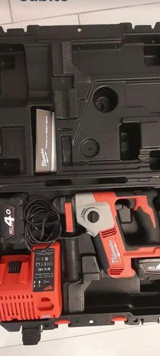 Trapano milwaukee M18 tassellatore