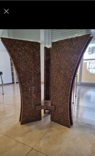 Tavolo rotondo vetro base marmo