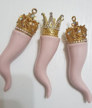 3 corni di ceramica di capodimonte fatti a mano