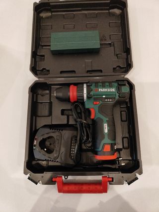 Trapano Parkside a batterie