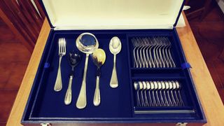 Servizio di posate in argento nuove (regalo di noz