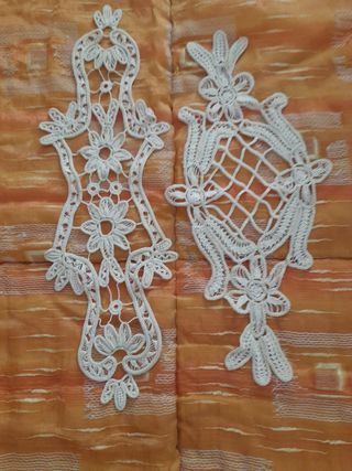 Tris di centrini panna