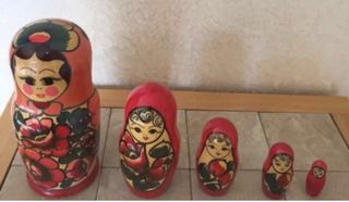 Matrioska  legno portafortuna 5 pz