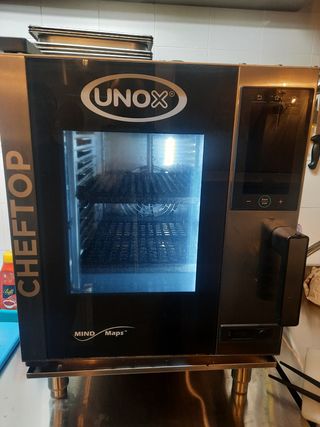 Forno combinato multifunzione.