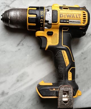 Dewalt avvitatore dcd 732