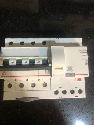 salvavita trifase biticino C50