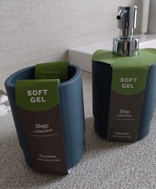 SET DA BAGNO DISPENSER SAPONE+BICCHIERE IN SOFTGEL