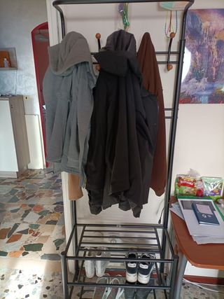 Appendino porta abiti con scarpiera