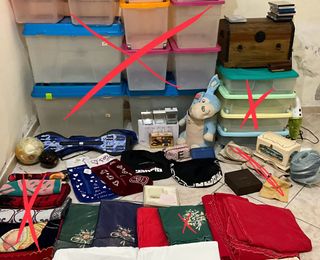 lotto oggetti vari abbigliamento e scarpe firmate