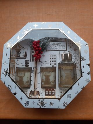 Set natalizio candele e profumatore
