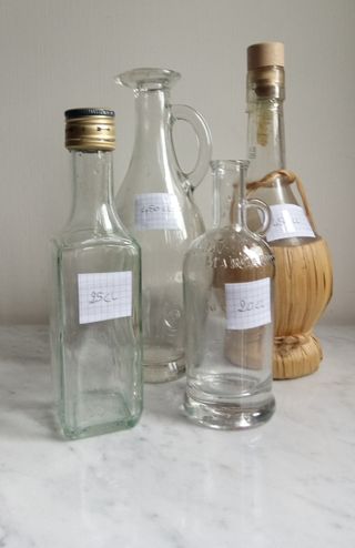 Bottiglie in vetro nr 04