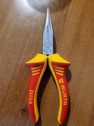 Pinza elettricista isolata
