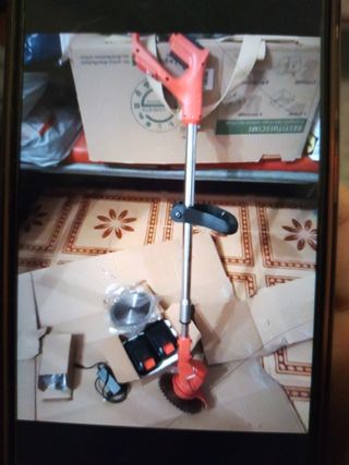 Taglia erba a batteria