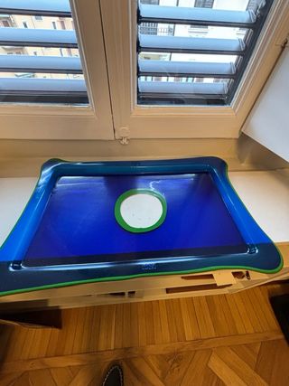 vassoio verde e blu design Gaetano Pesce