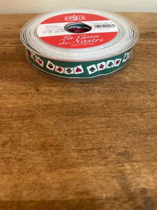 nastrino con carte da gioco