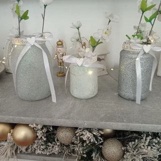 Vasetti realizzati a mano