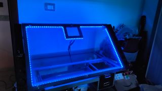 Tecnigrafo/scrivania orientabile con luci RGB