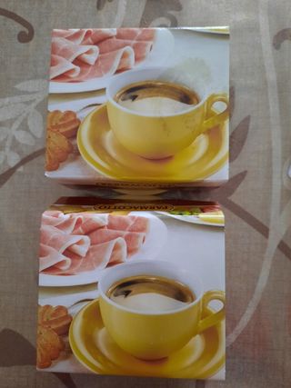 Due tazzine con piattino NUOVE