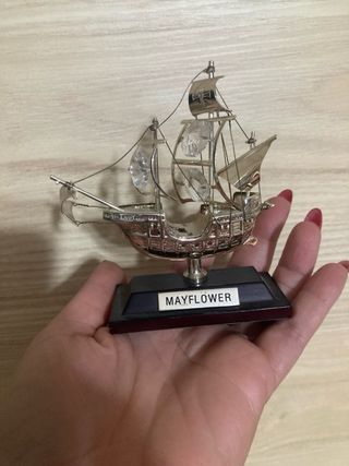 nave in miniatura