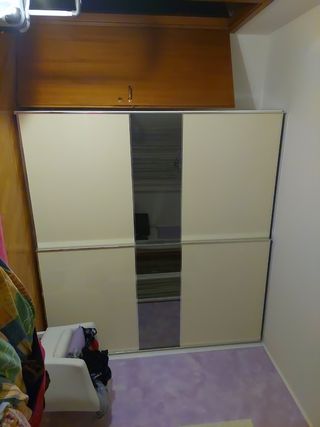 Vendo armadio con ante scorrevoli