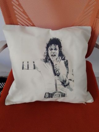 Cuscino decorativo cm 40 X 40 Michale Jackson
