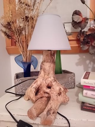 Lampada da tavolo artigianale