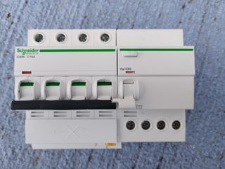 Interruttore magnetotermico differenziale