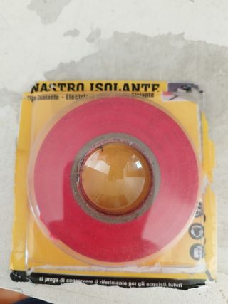 Nastro isolante rosso usato pochissimo