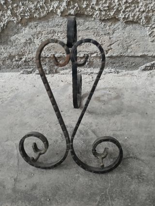 Portapiatto di ferro