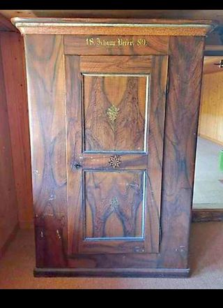 Armadio in legno inizi del 900