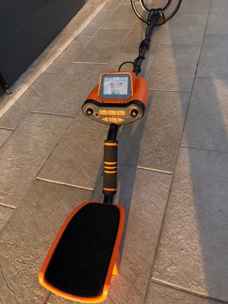 Metal detector