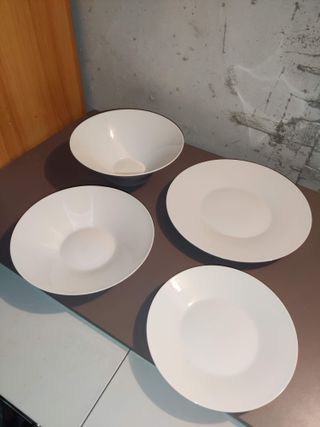 SET PIATTI MONTECARLO 12 PERSONE + AGGIUNTE