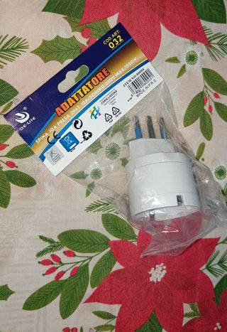 Adattatore spina 10A schuko