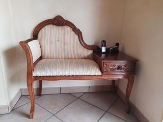 Divanetto con cassetto