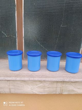 Contenitori in plastica