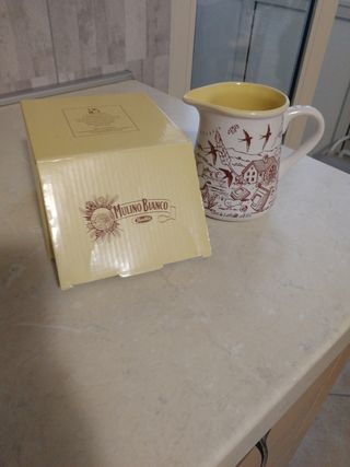Lattiera mulino bianco