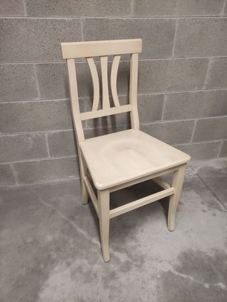 Sedia in legno massello