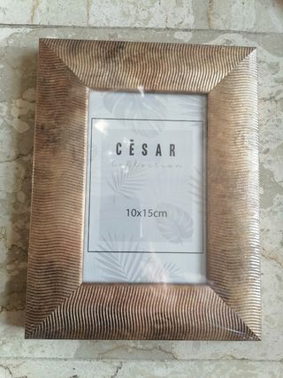 Cornice color oro
