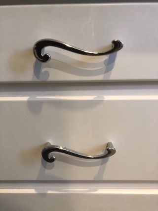 comodino bianco