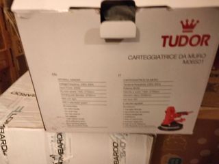 Carteggiatrice da muro