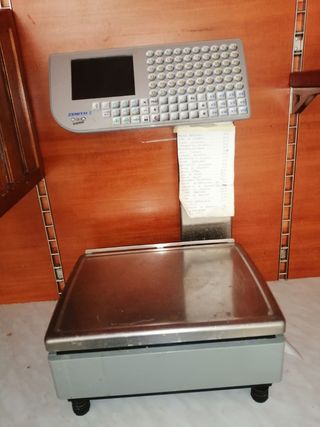 Bilancia banco salumi