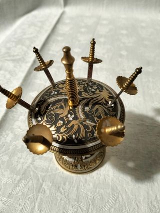 Portaspadini artigianato di Toledo Spagna