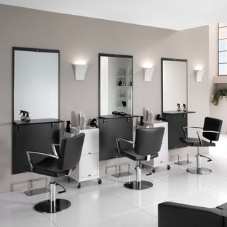 Arredamento Salone Parrucchiera