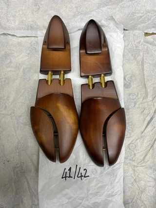 tendiscarpe in legno 41/42