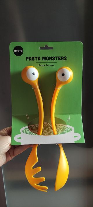 Pasta Monsters posate per servire pasta