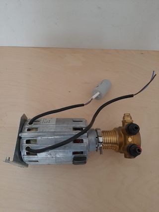 Motore Rpm  150W  230V  1,5A